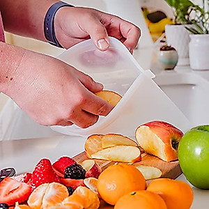 WeeSprout 100% Silicone Reusable Food Storage Bags - Set of 6 Leakproof & Airtight Bags (Two 6 Cup, Two 4 Cup, and Two 2 Cup Bags), Freezer, Microwave, & Dishwasher Friendly, for Lunches and Snacks