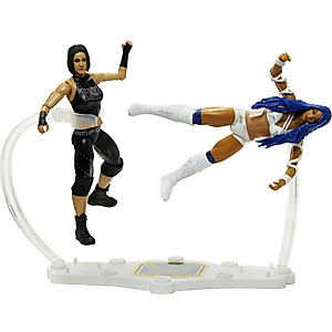 Mattel WWE Sasha Banks vs Bayley Championship Showdown 2-Pack 6-inch Action Figures Monday Night RAW Battle Pack for Ages 6 Years Old & Up