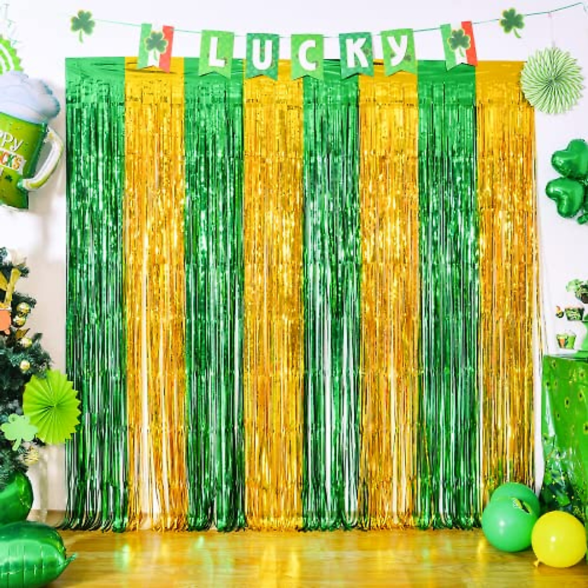 LYUBASA 3 Pack St. Patrick's Day Foil Fringe Curtains St Patricks Day Party Decorations 3.3x6.6 ft Irish Green Gold Streamer Photo Booth Prop Backdrop Decor Indoor Outdoor Party Supplies for Birthday