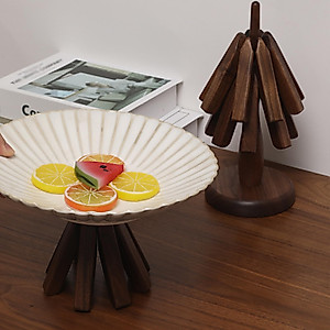 SHEKAKO Wooden Trivet Pads Set, 3 Heat Resistant Pot Holders, Non-Slip Foldable Wood Coaster, Christmas Tree Shaped Trivet Mats, Home Decor for Table Protection for Drinks, Plates, Pots, Pans (A)