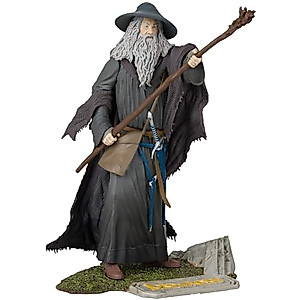 McFarlane Toys - WB 100: Gandalf The Grey (The Lord of The Rings) Movie Maniacs 6in Posed Figure