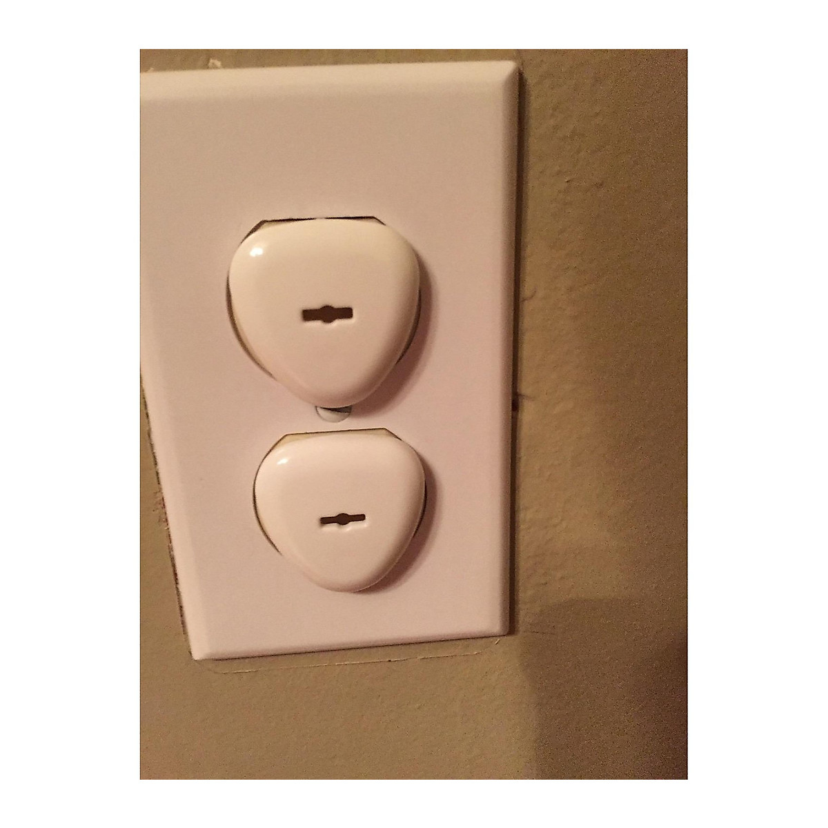 UCLEVER Outlet Plug Covers Baby Proofing Electric Protector Caps Kit for Child Safety (24 Plugs + 4 Keys)