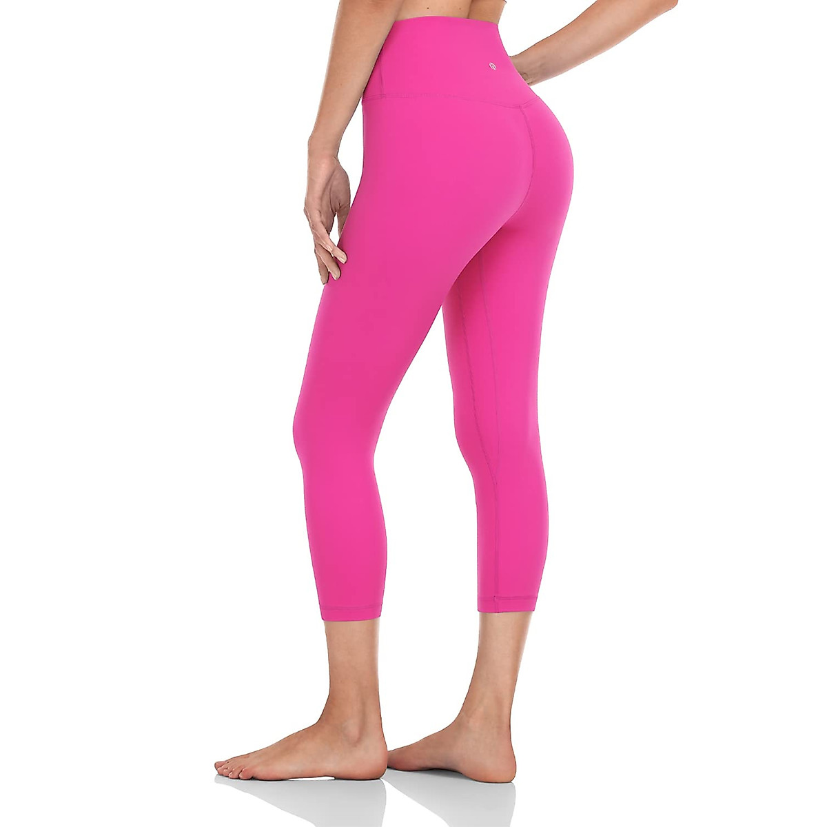 HeyNuts High Waisted Yoga Capris Leggings for Women, Buttery Soft Workout Cropped Pants Compression 3/4 Leggings 21'' Sonic Pink M(8/10)