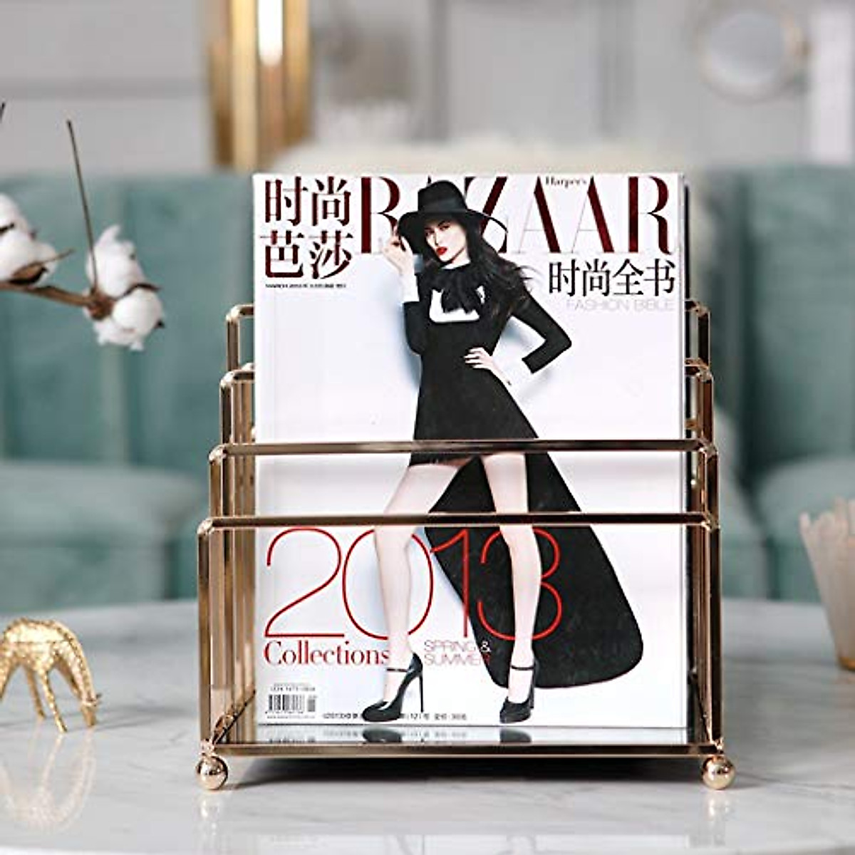 Newspaper Baskets Magazine Rack, Bookshelf Bedroom Bedside Bookshelf Simple Small Book Rack Desktop Creative Sundries Box Metal Magazine Rack Living Room Magazine Rack (Color : Gold, Size : 262628cm)