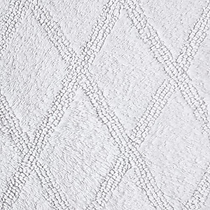 Vera Wang | Tufted Diamond Collection | Soft and Absorbent, Plush Reversible Bath Rug Set, Modern Designer Style for Bathroom Décor, 2-Piece, White,USHS6D1117231