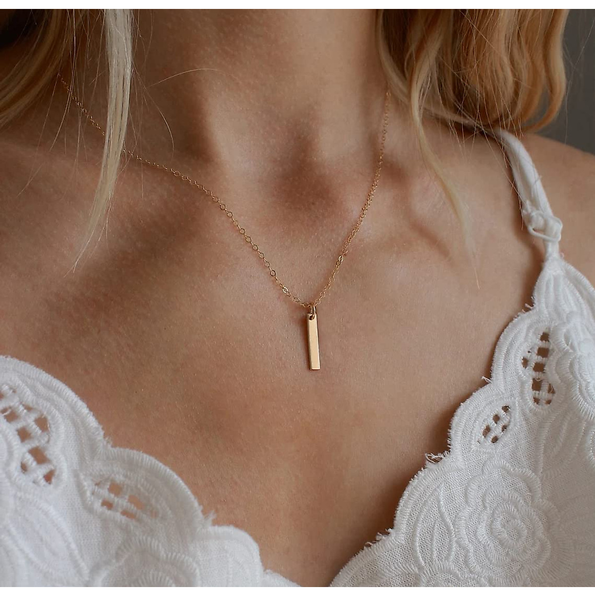 Aghfacy Dainty Bar Necklace for Women | Cute Bar Pendant Choker | Bar Necklace Gold | Tiny Bar Pendant Necklaces | Layered Bar Necklace