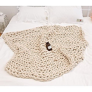 VBGYA Chunky Knit Blanket Throw, Chenille Throw 40"x40" Hand-Knitted Warm Cozy Blanket Thick Throw Blanket, Soft Boho Casual Throw Blanket Sofa Bed Rug Home Decor Gift - Beige