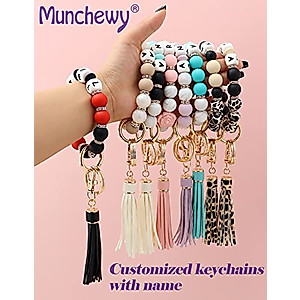 Munchewy Personalized Key Ring Bracelet Wristlet Keychain with Name, Car Keychain Holder Silicone Beaded Bracelet Keychain Bangle Chains with Leather Tassel Keyrings for Women(Lilac Daisy)