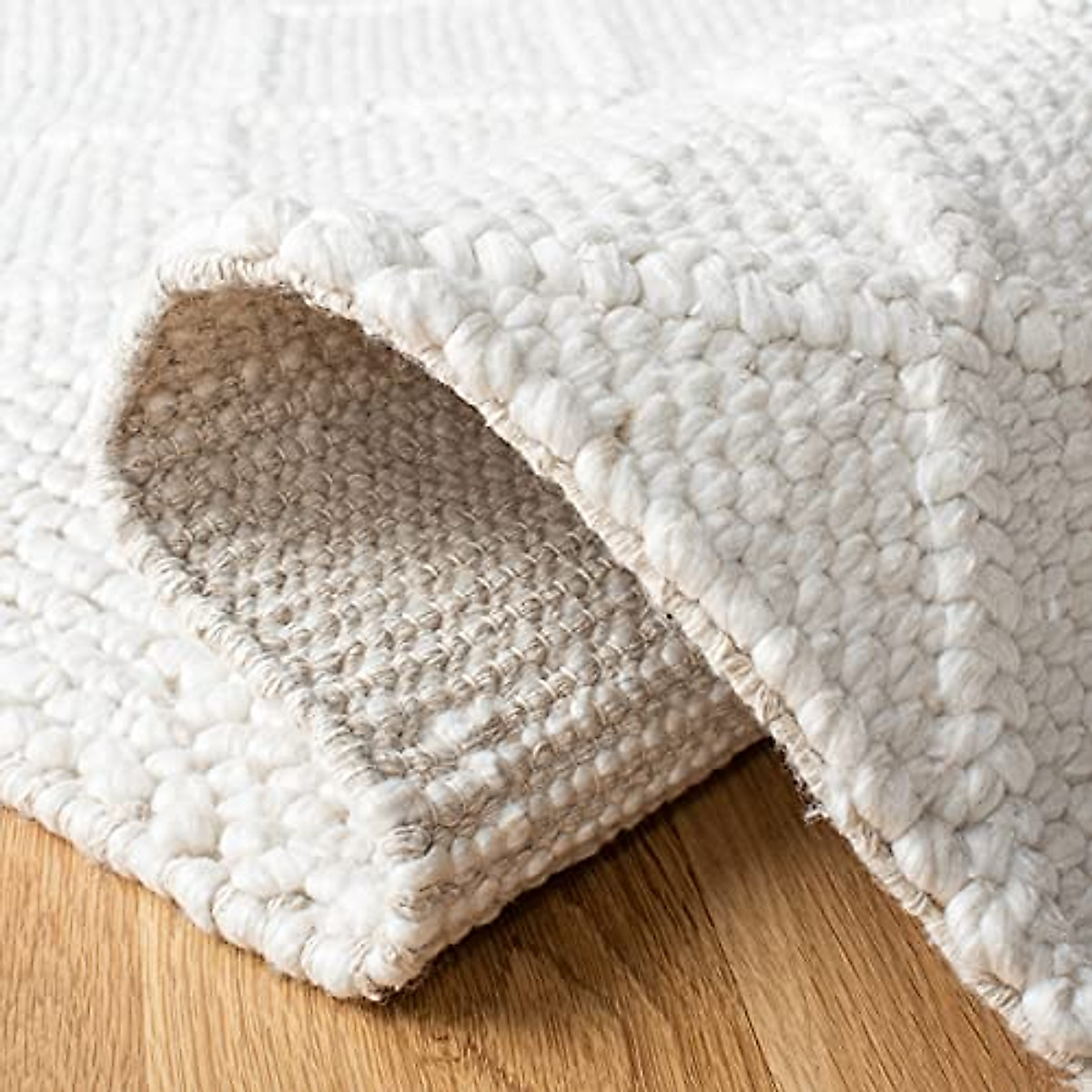 Safavieh Casablanca Collection 8' x 10' Ivory CSB278A Handmade Tassel Area Rug