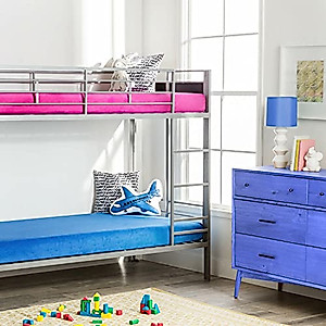 Irvine Home Collection Kids Youth Twin Size 6-inch Gel Memory Foam Mattress, Free Matching Pillow, Medium Firm, Cool Sleep, CertiPUR-US Certified, Great for Bunk Beds, Trundles, Campers, and Daybeds