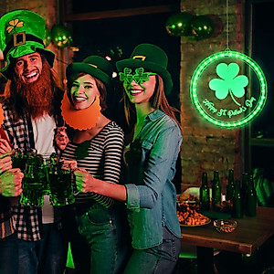 Enhon St. Patrick's Day Clover Window Light Decoration, Backdrop Decorative Saint Patrick Green Light for Windows Pathway Patio Bedroom Party Holiday Wall Decor (Shamrock Style)