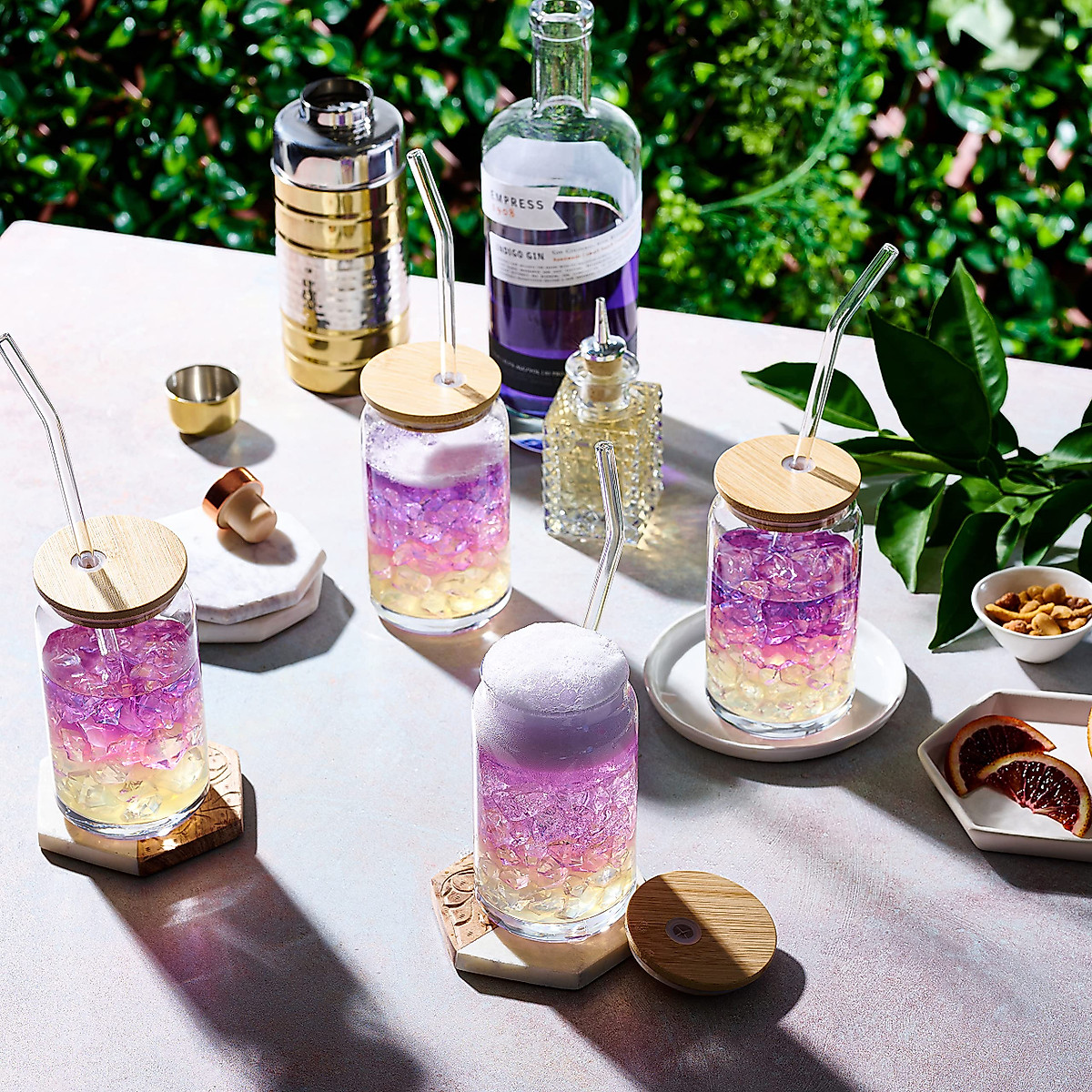 Set of 4 Drinking Glasses with Bamboo Lids & Straws - Beer Glasses