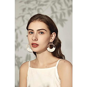 Raffia Hoop Earrings for Women Fun Boho Summer Beach Earrings Handmade Straw Wicker Rattan Dangle Earrings Statement Geometric Round Drop Earrings Bohemian Jewelry, White