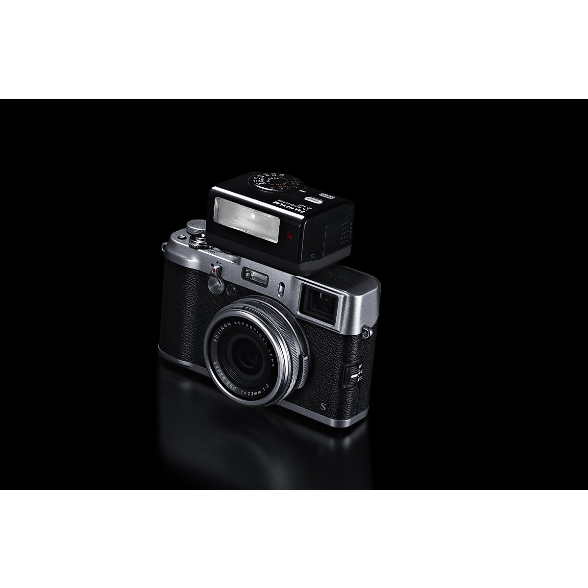 Fujifilm X100S 16 MP Digital Camera with 2.8-Inch LCD (Silver) (OLD MODEL)