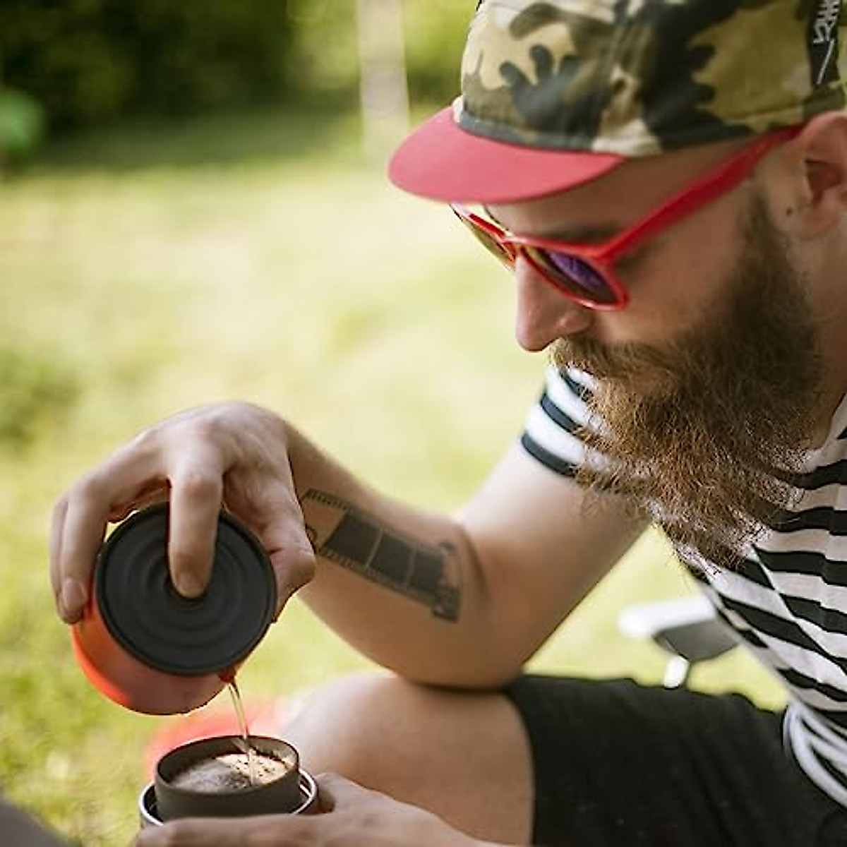 Cafflano Klassic : All-in-One Portable Pour-over Coffee Maker, Black