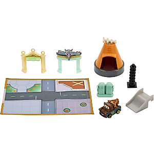 Mattel Disney and Pixar Cars Mini Racers Playset, On-the-Go Radiator Springs with 1 Mini Toy Car, Accessories & Portable Case