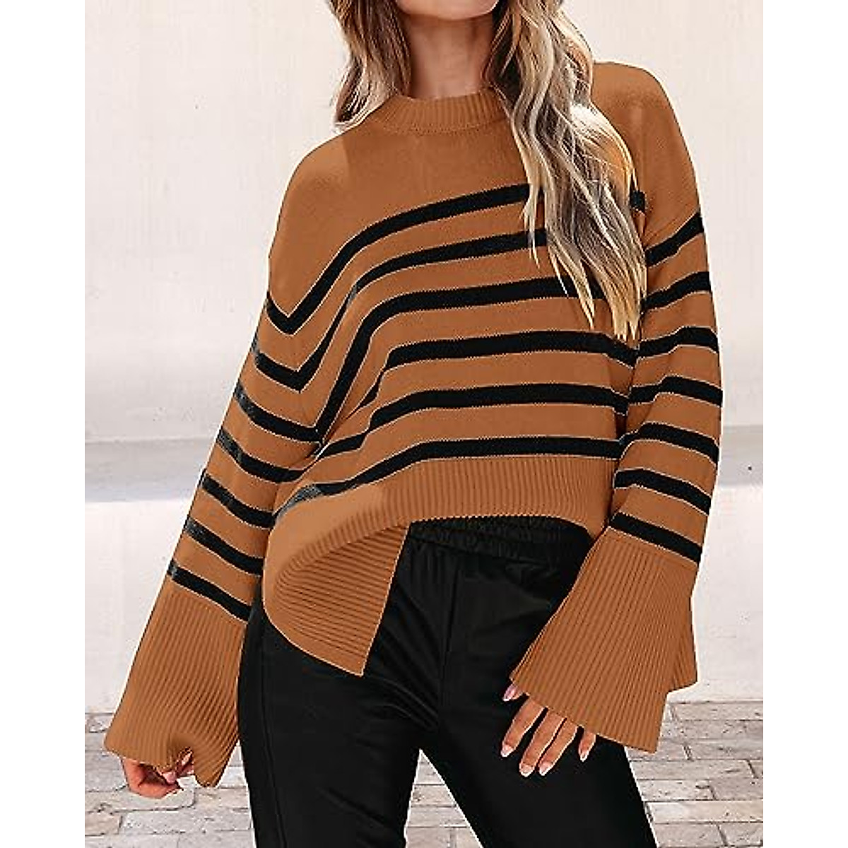 KIRUNDO Women's 2023 Fall Winter Casual Oversized Long Sleeve Striped Sweater Crew Neck Ribbed Knit Side Slit Pullover(Brown, Large)