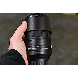 Nikon D5300 DX-format Digital SLR Kit w/ 18-55mm VR II and 55-300mm VR Lens Kit (Black)