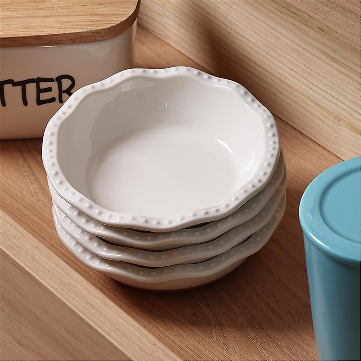 GDCZ Ceramic Mini Pie Pan Set of 4, Pie Dish Pie Plate for Baking, Individual Stackable Pie Tins, Multifunctional Pot Pie Pans for Quiches, Tarts, Pot Pies,Sauces and More,5.5 Inch 8OZ