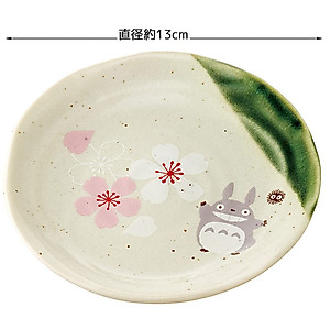 Studio Ghibli - My Neighbor Totoro - Sakura/Cherry Blossom, Skater Traditional Japanese Porcelain Dish Series - Small Plate