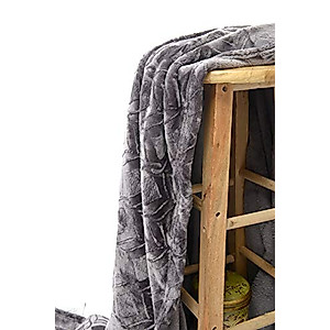 long rich HappyCare Textiles HCT BKT-001 Ultrasoft Diamond Pattern Embossed Micro Velvet Comforter and Blanket