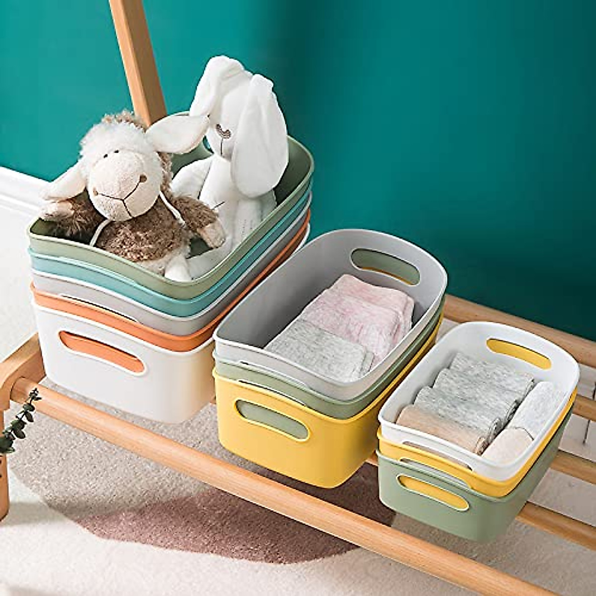 VALINK Plastic Storage Baskets, Flexible Storage Basket with Handles Portable Desktop Sundries Snack Organizer Bins for Shelves Thick PP Material 3 Size
