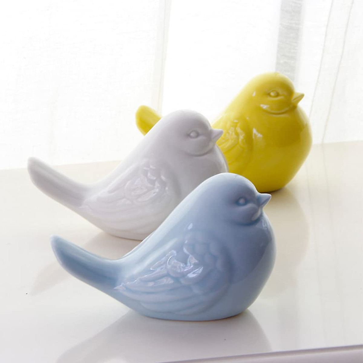 XIOU Ceramic Birds, Porcelain Bird Figurine Statue, Animals Figurines Ornaments, Mini Bird Home Decoration, Statues Decor for Garden Living Room Bedroom Office, Wedding Decor (Yellow)