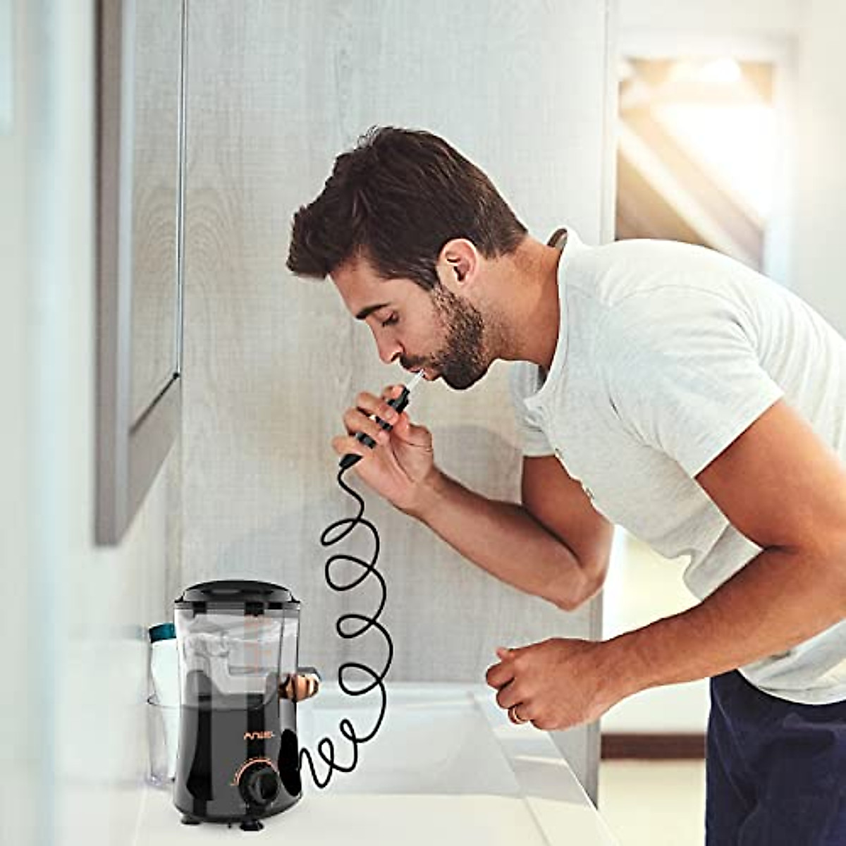 Water Flosser for Teeth Cleaning, Professional Water Dental Flosser Oral Irrigator with 10 Pressure Levels and 8 Jet Tips, 600ML Waterproof Electric Power Dental Flossers for Braces, Black