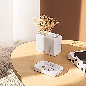 Navaris Bathroom Accessories Set - Liquid Soap Dispenser/Toothbrush Holder/Soap Dish - 3-Piece Toiletry Vanity Accessory Kit - Light Marble Effect