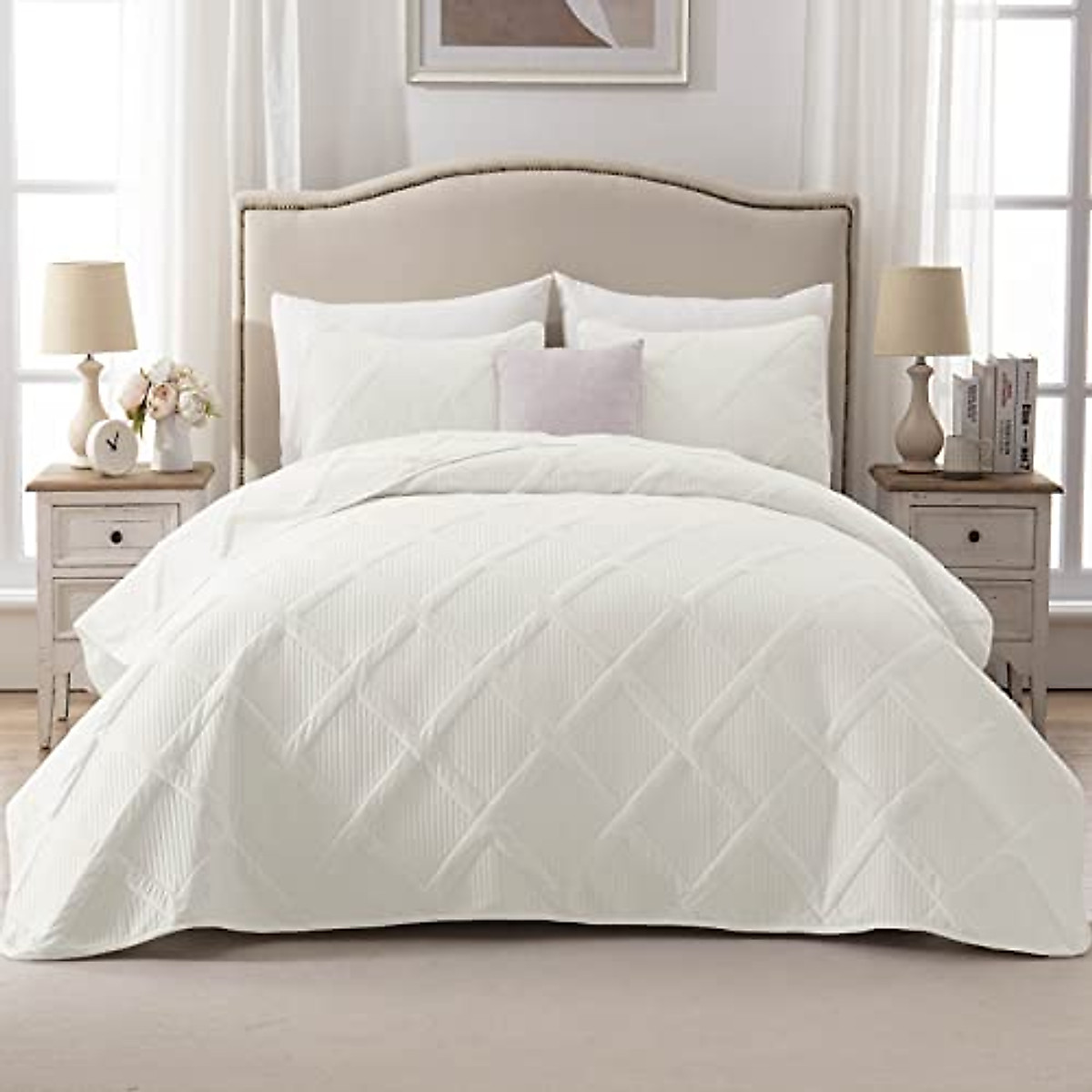 Exclusivo Mezcla Ultrasonic Quilt Set King Size, 3 Pieces White King Quilt (104"x96") with 2 Pillow Shams, Lightweight Bedspreads Modern Striped Coverlet Set for All Seasons