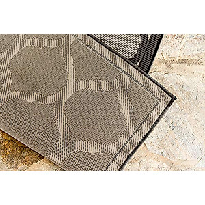 Unique Loom Outdoor Trellis Collection Area Rug - Moroccan (6' 1" x 9' Rectangle, Gray/ Silver)