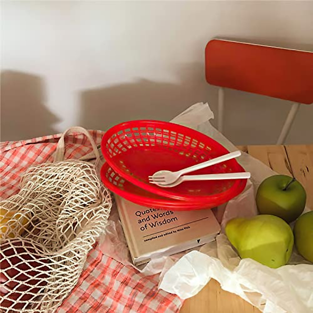 Kingrol 50 Pack Oval Fast Food Baskets, Plastic Storage Basket Bin for Home, Office, School, Picnic