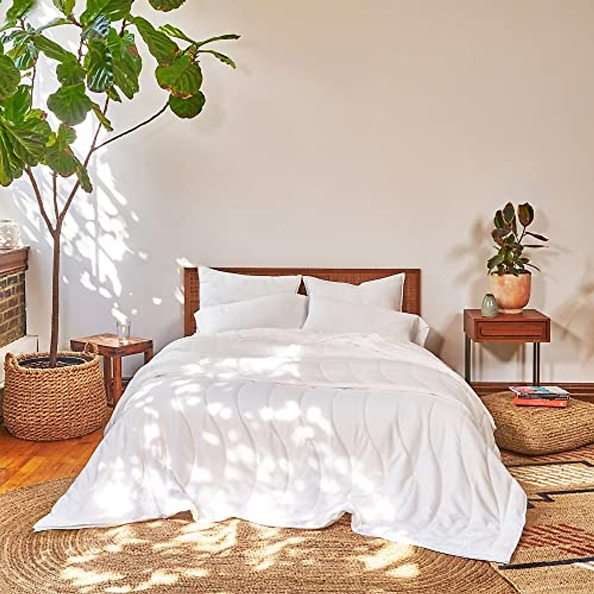 Buffy Breeze Comforter - Soft 100% Eucalyptus Lyocell, Cooling, White Lightweight Summer Duvet Insert with Corner Tabs (Full/Queen)