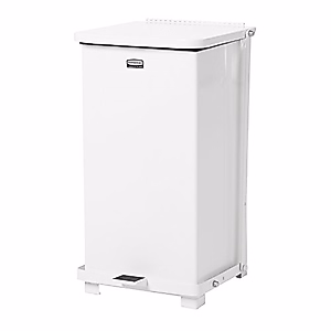 Rubbermaid Commercial Products Defenders Step-On Trash Can with Plastic Liner, 6.5-Gallon, White, Good with Infectious Waste in Doctors Office/Hospital/Medical/Healthcare Facilities