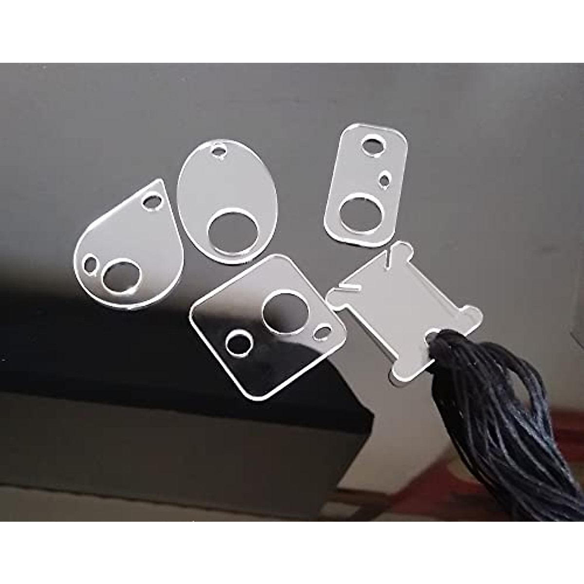 Clear Acrylic Embroidery Floss/Thread Drops,Acrylic Floss Chip Slims, Cross Stitch Tread Bobbins for Craft DIY Sewing Storage (100PCS)