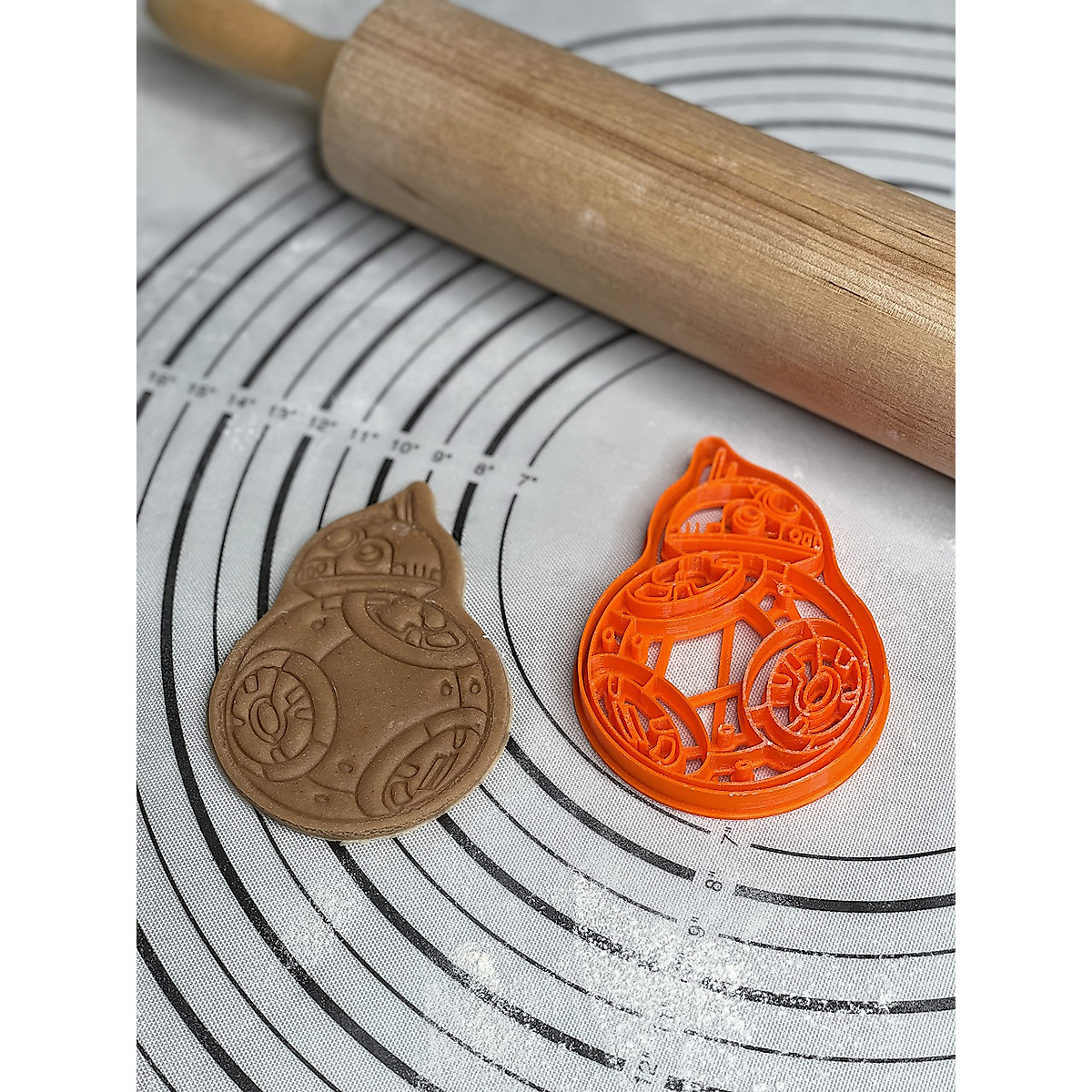 Premium Star Wars Exclusive BB-8 BB8 Cookie Cutter Mold 4.5-Inch-Scale Produced by 3D Kitchen Art