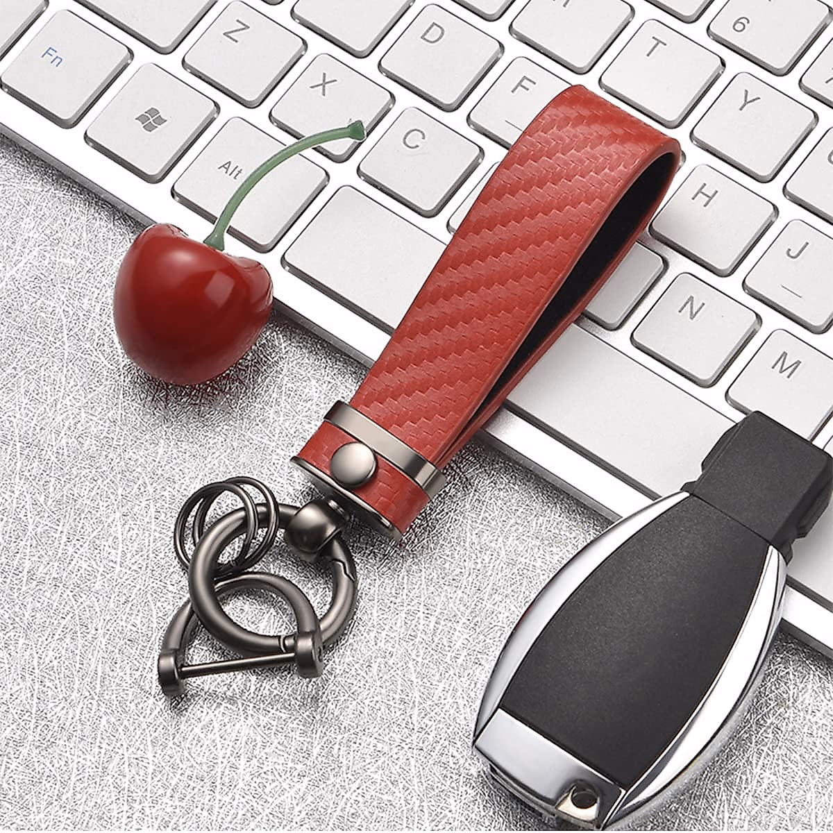 AUCELI Carbon Fiber Car Keychain, Car Accessories Microfiber Leather Car Key Fob Holder with 360 Degree Rotatable Keyring (Red)