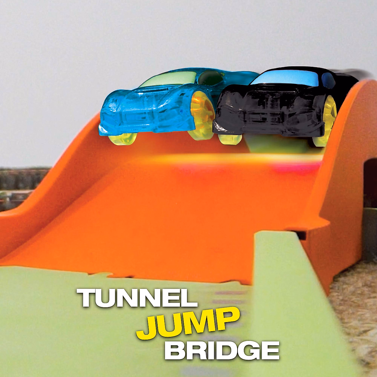 Ontel Magic Tracks Rocket Racers Remote Controlled Race Car vs Pace Car Track Set (MTRR-MC4/2)