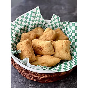 Green & White Check Sandwich Paper Wrap – 12 x 12 inch Deli Waxed Papers Food Basket Liners Wrapping Checkered Sheets; Made in USA (100)