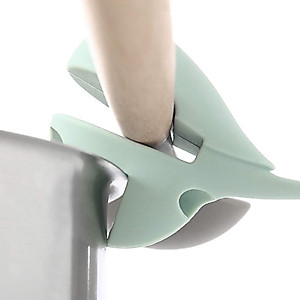 DOITOOL 2pcs Silicone Lid Lifters Spill Proof Lid Lifters Cute Animal Shape Pot and Pan Lid Holder for Soup Pot Kitchen Gadget Tools Cooking Helper (Bird Random Color)