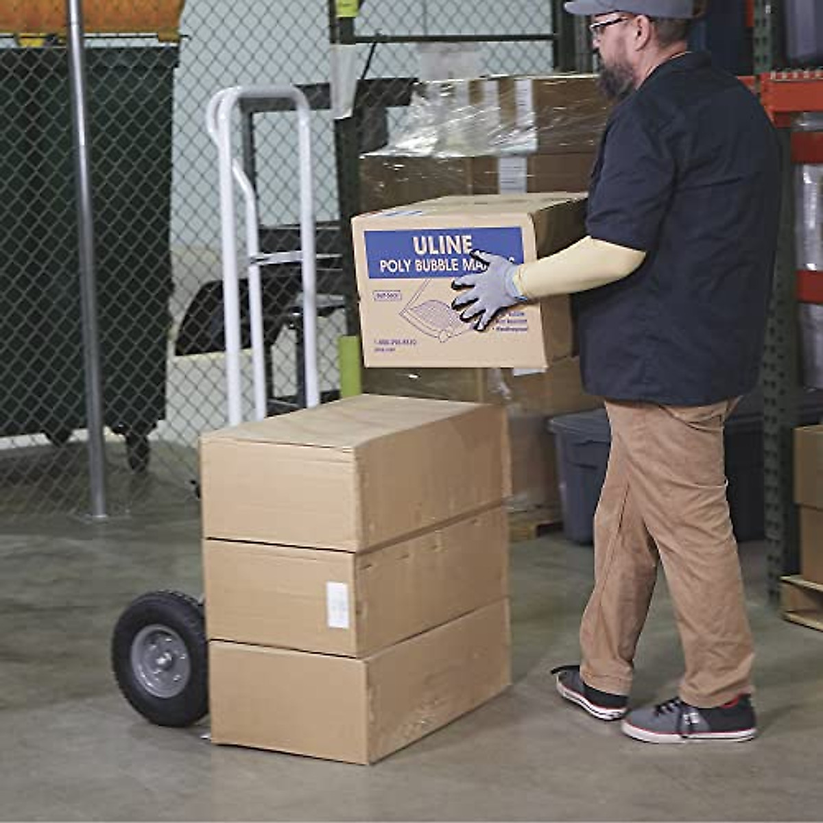 Strongway P-Handle Hand Truck - 1000-Lb. Capacity, Oversized Toe Plate