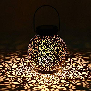 Tencoz Solar Lantern, Outdoor Waterproof Garden LED Solar Light, Decorative Metal Hanging Solar Powered Lantern for Garden, Patio, Yard and Table