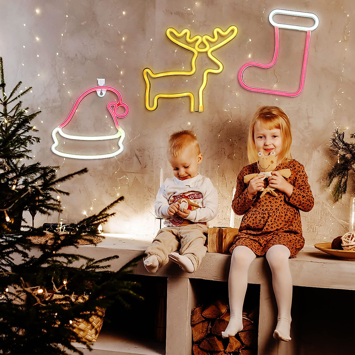 3 Pieces Christmas Neon Sign Night Light LED Elk Christmas Stocking Christmas Hat Neon Wall Decor Lights USB and Battery Powered Neon Christmas Light Sign for Bedroom Kids Xmas Gifts Home Wedding Bar