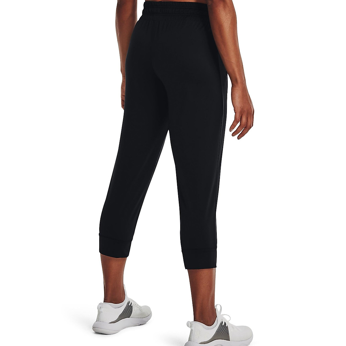 Under Armour Women's HeatGear Armour Capri, Black (001)/Jet Gray, Medium