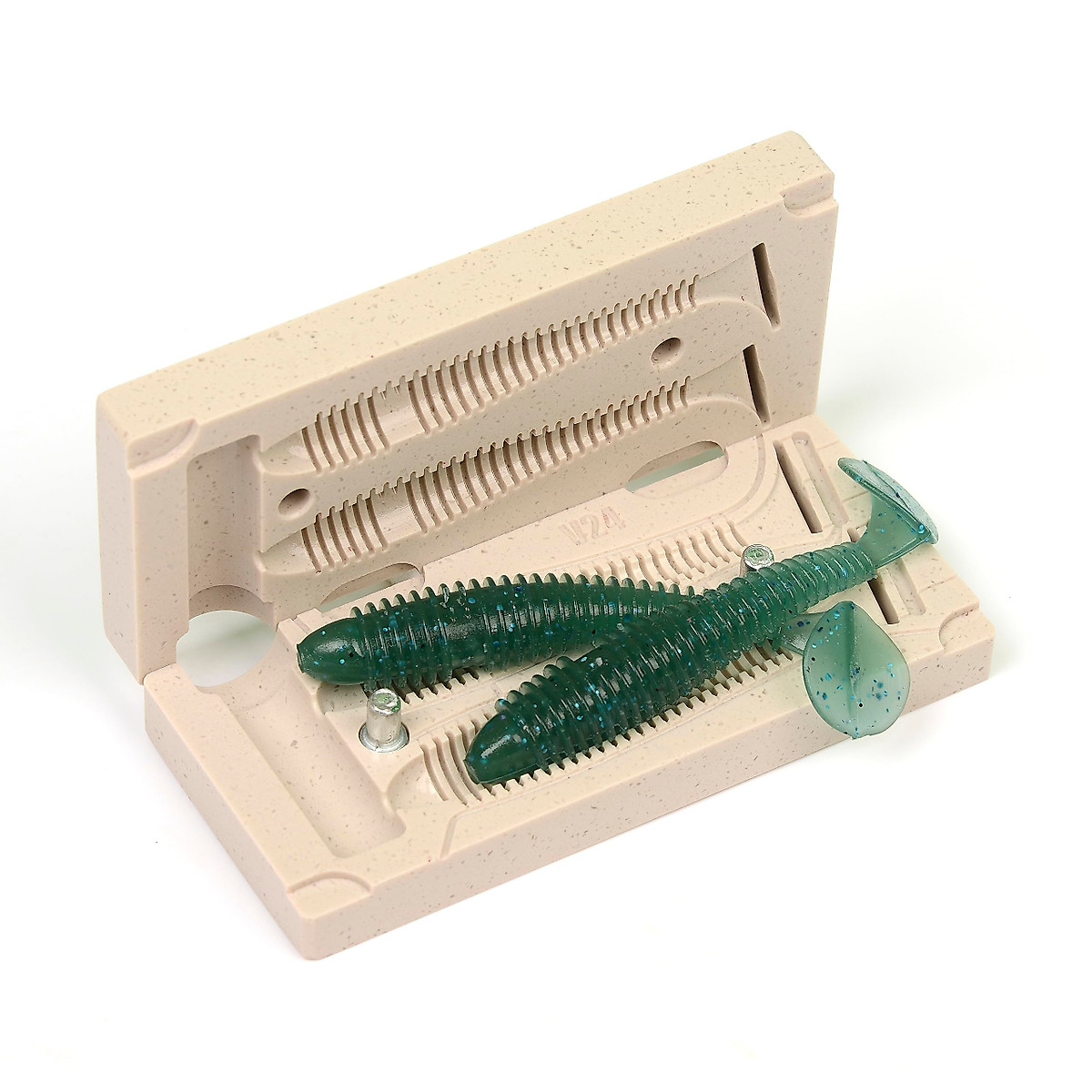 FatFish V24-2C Bait Mold Soft Plastiс Lure Making Injection Mold for Do-It Fishing Lures 3.3"