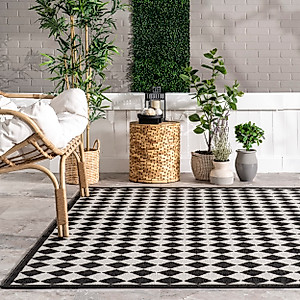 nuLOOM Myka Checkered Indoor/Outdoor Area Rug, 4' x 6', Black and White