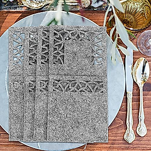 4pcs Christmas Style Desktop Cutlery Bags Decorative Cutlery Holding Pouches Decor for Celebration Party