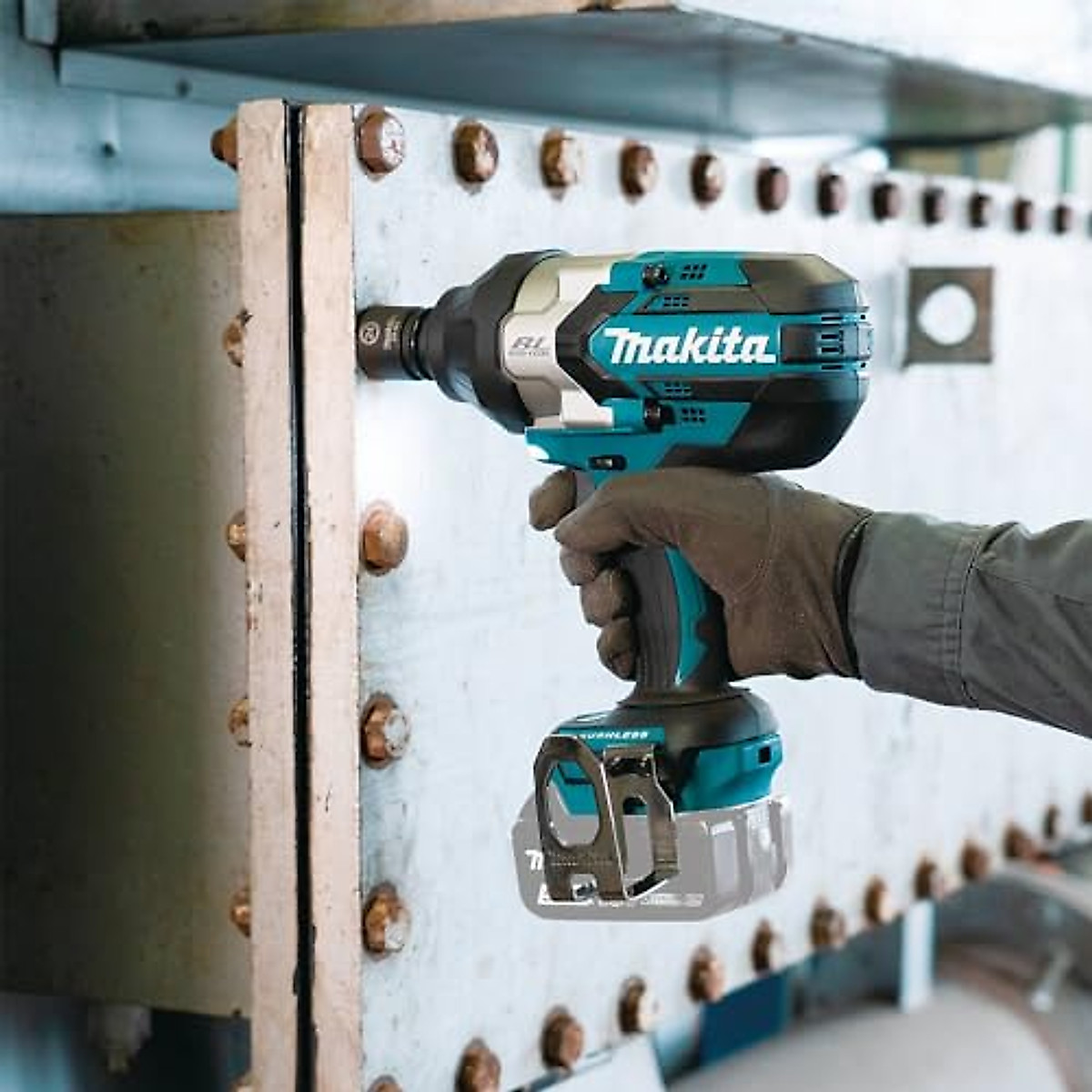 Makita XWT19Z 18V LXT® Lithium-Ion Brushless Cordless 3-Speed 1/2" Sq. Drive Impact Wrench w/Detent Anvil, Tool Only
