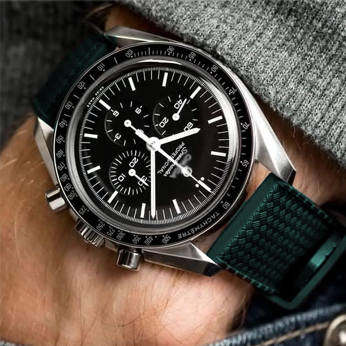 Niziruoup FKM Rubber Watch Strap Quick Release Tropical Style Fluororubber 18mm 20mm 22mm Soft Breathable Durable FKM Rubber Watch Band Universal Replacement Band Strap for Men Women