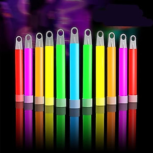 Glow Fever Glow Sticks Bulk 100ct Premium Glow in The Dark Light Up with Lanyards, for Glow Party Supplies, Party Favors, Birthday, Halloween, Graduation, Super Bright, Glow Up to 12 hrs